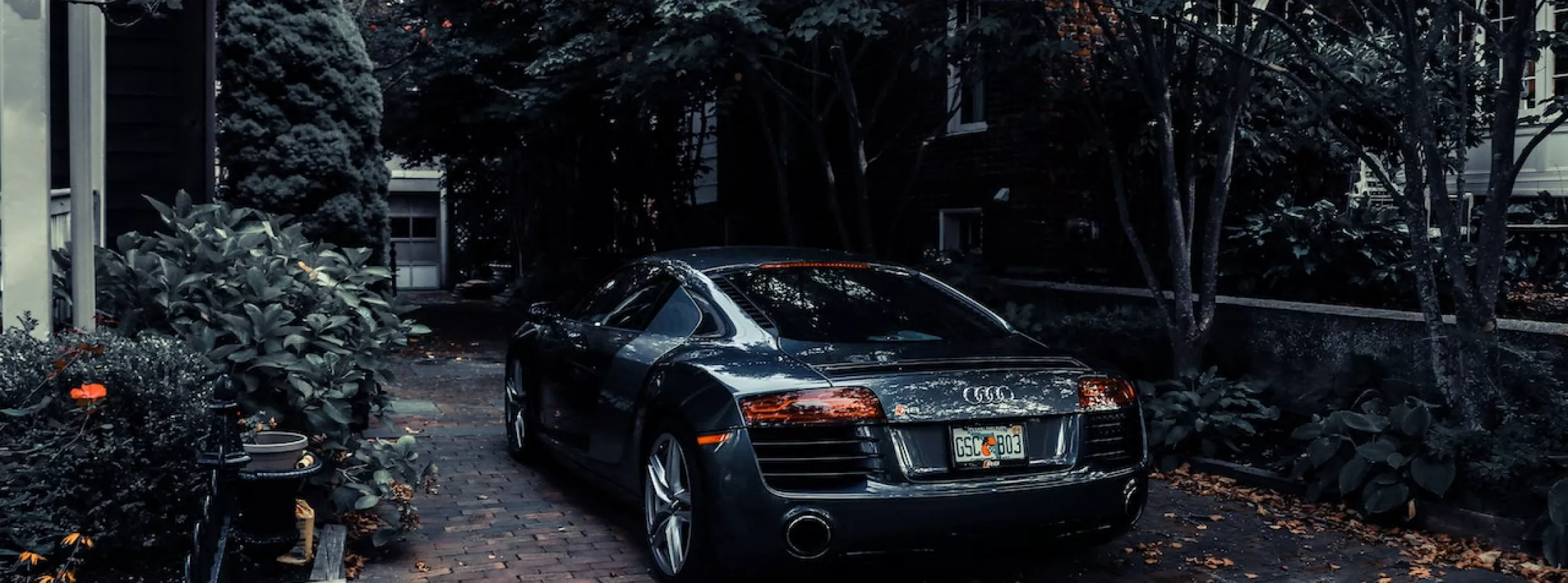 Guide to Finding The Best Price For Luxury Car Insurance | Surex