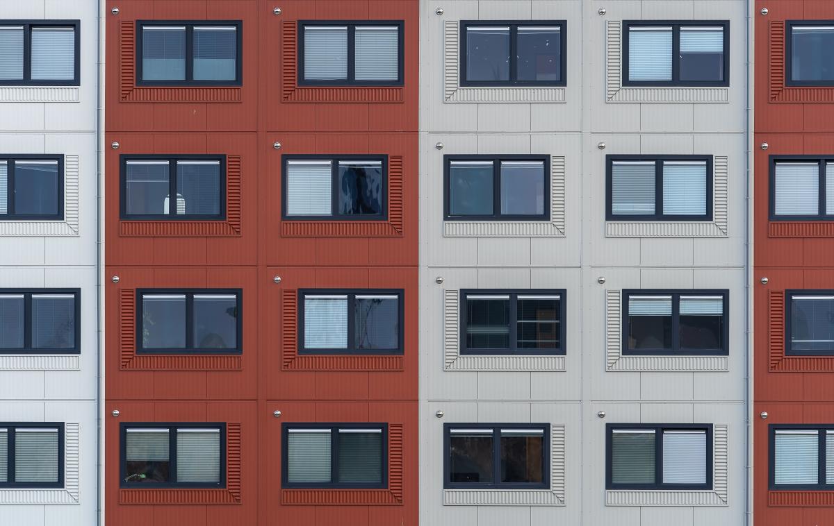 What Is a Condo Townhouse: Pros and Cons | Surex
